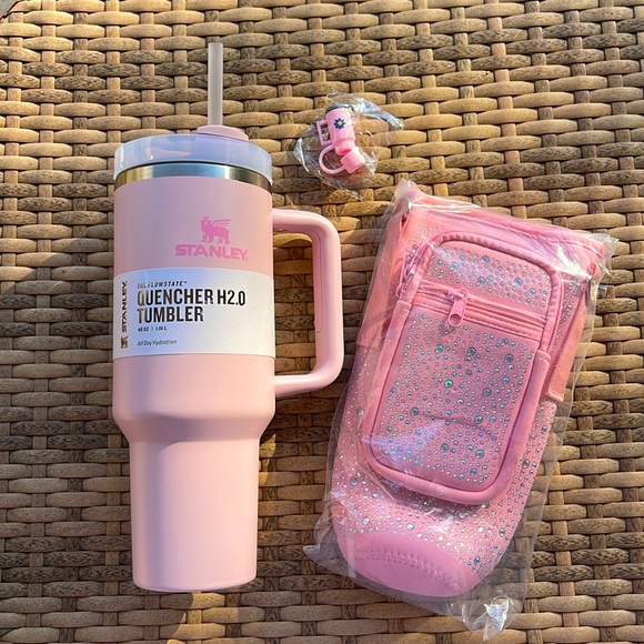 Stanley | Dining | The Quencher H2 Flowstate Tumbler 40 Oz Light Pink ...